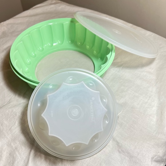 Tupperware | Kitchen | Vtg Tupperware 3 Piece Jello Mold Set In Mint ...